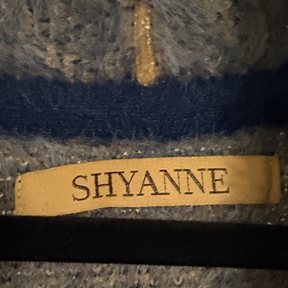 Shyanne | Jackets & Coats | Shyanne Blue And Yellow Geometric Teddy ...